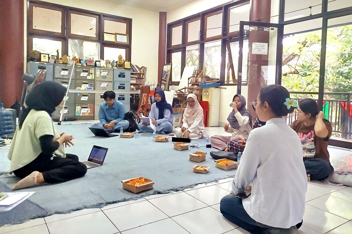 PKPK Fakultas Psikologi UNAIR dan MAHAGANA UNAIR kolaborasi dalam Pelatihan Bersama Mental ...